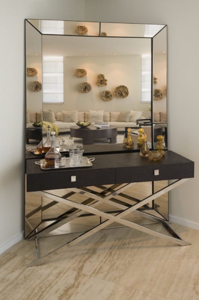 10 Amazing modern interior design mirrors for your living room