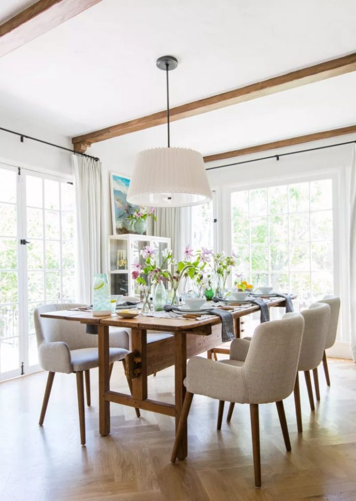 Farmhouse Chic - Dining Rooms that Will Take You to the Countryside