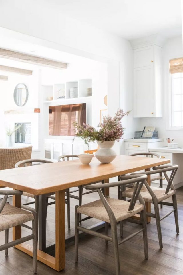 Farmhouse Chic - Dining Rooms that Will Take You to the Countryside